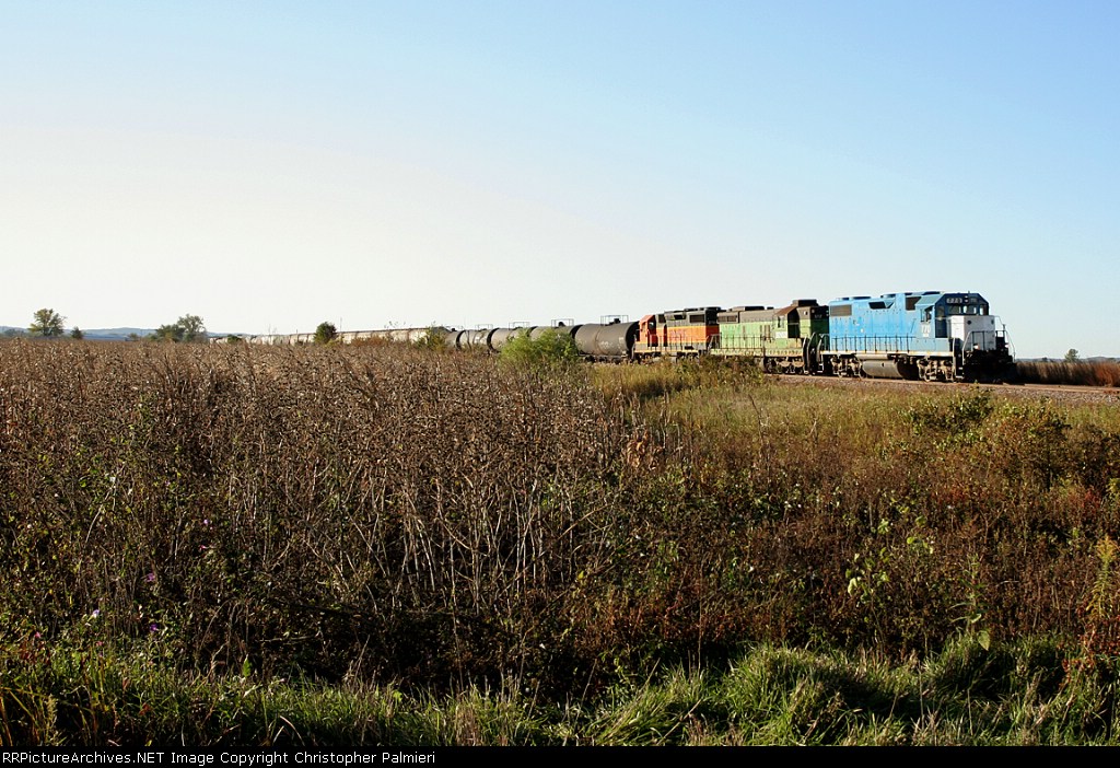 EMDX 770, BNSF 1717, and BNSF 2704